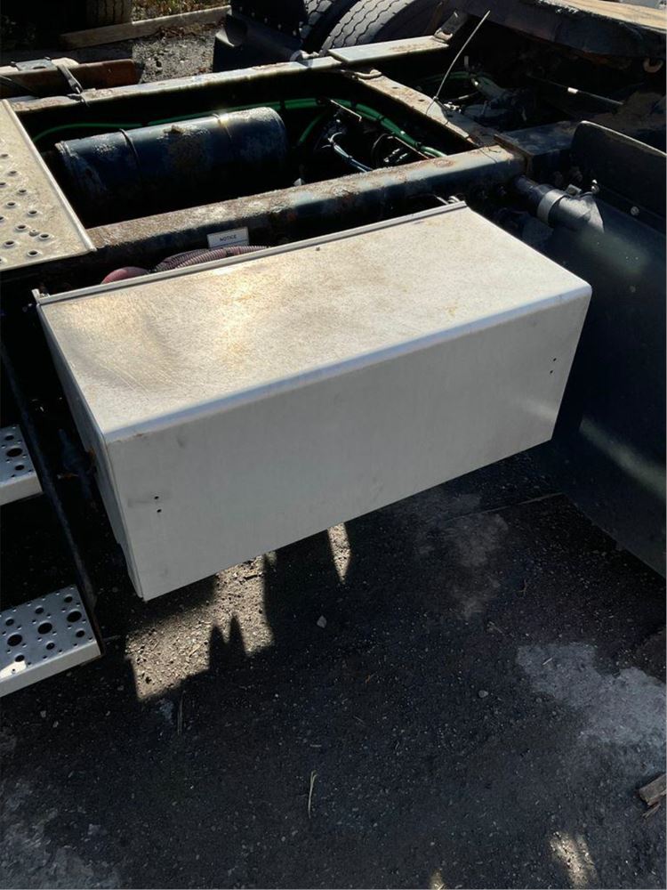 Used 2018 FREIGHTLINER M2 112 Battery Box for sale | Morrisville New ...