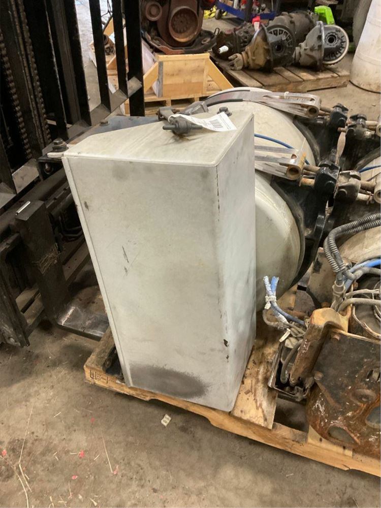 Used 2018 FREIGHTLINER M2 112 Battery Box for sale | Morrisville New ...