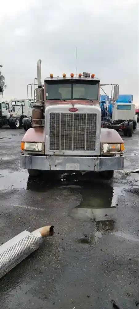 For Parts 1988 Peterbilt 377 Cab for sale | Fresno California United ...