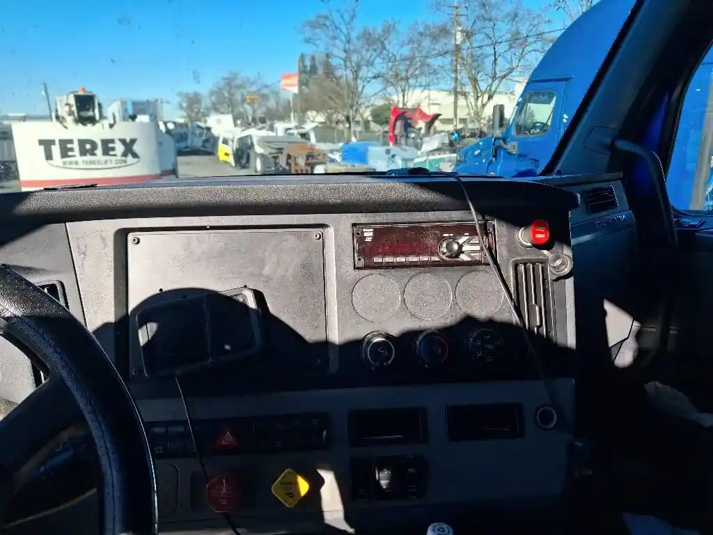 Used, Recycled, New, and Aftermarket Heavy Duty Truck Parts