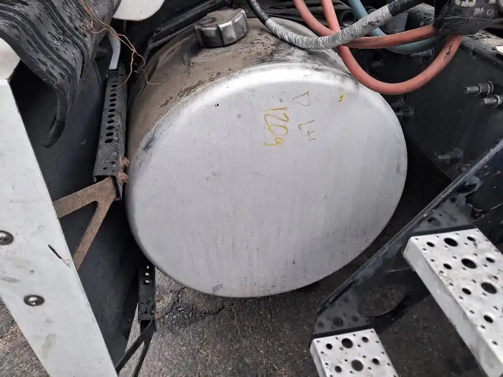 Used, Recycled, New, and Aftermarket Heavy Duty Truck Parts