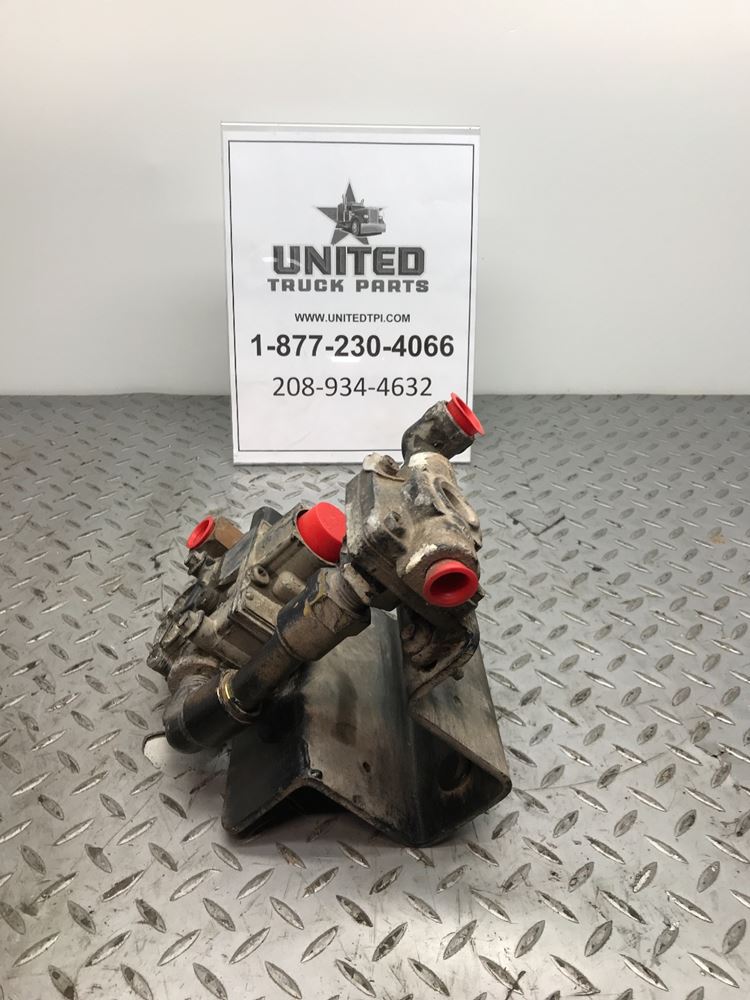 Used 1999 Bendix ABS Relay Valve for sale | Gooding Idaho United States ...