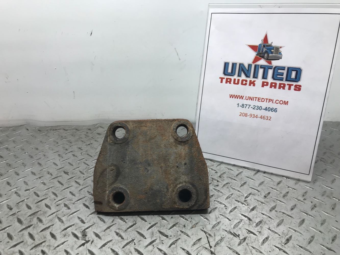 Used Freightliner Engine Mount for sale | Gooding Idaho United States ...