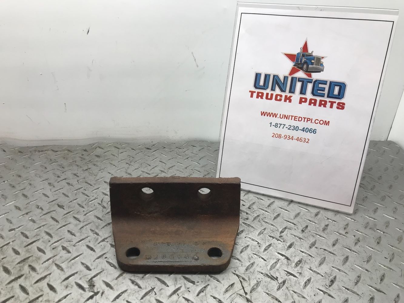 Used Freightliner Engine Mount for sale | Gooding Idaho United States ...