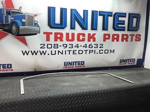 New and Used Peterbilt Grilles For Sale | TPI