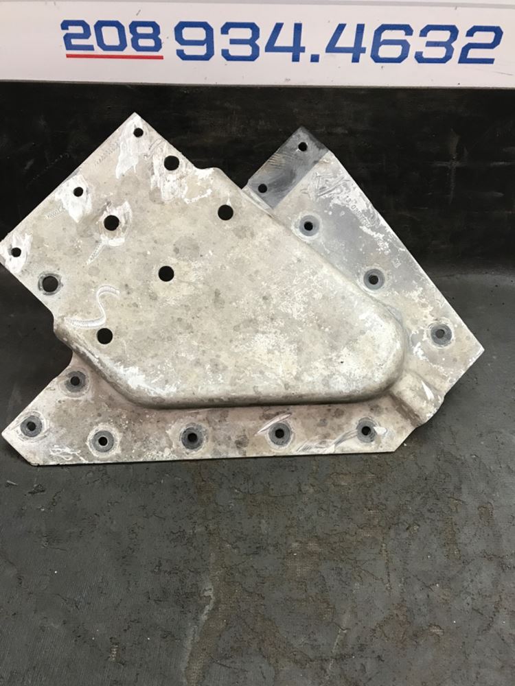 Used Universal Peterbilt Bracket for sale | Gooding Idaho United States ...