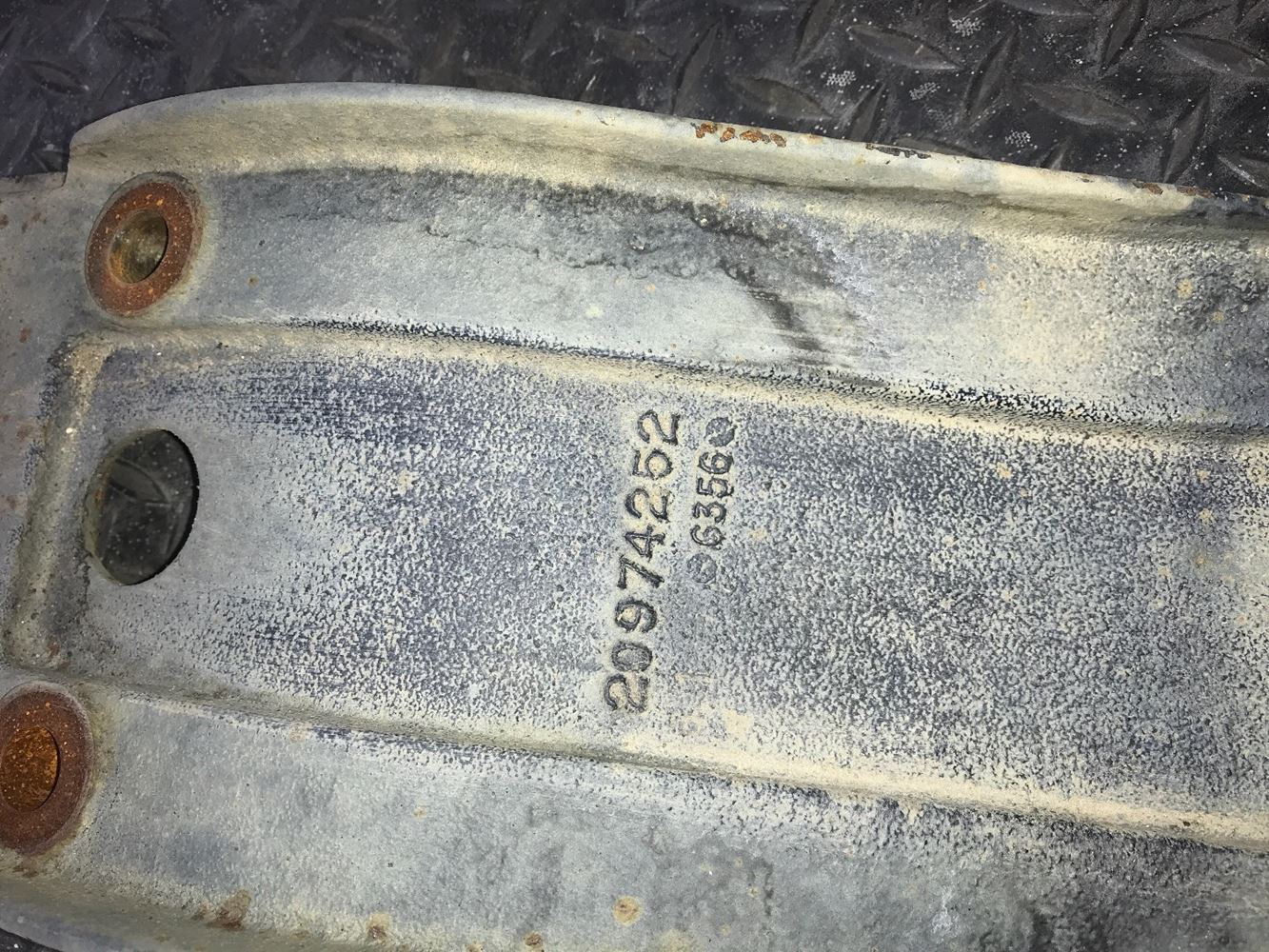 Used Universal Volvo VNL Air Tank Bracket for sale | Gooding Idaho ...