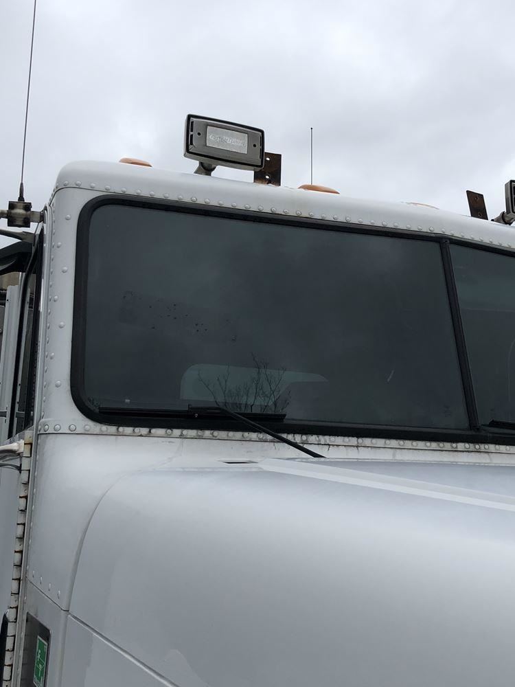 Freightliner Windshields For Sale
