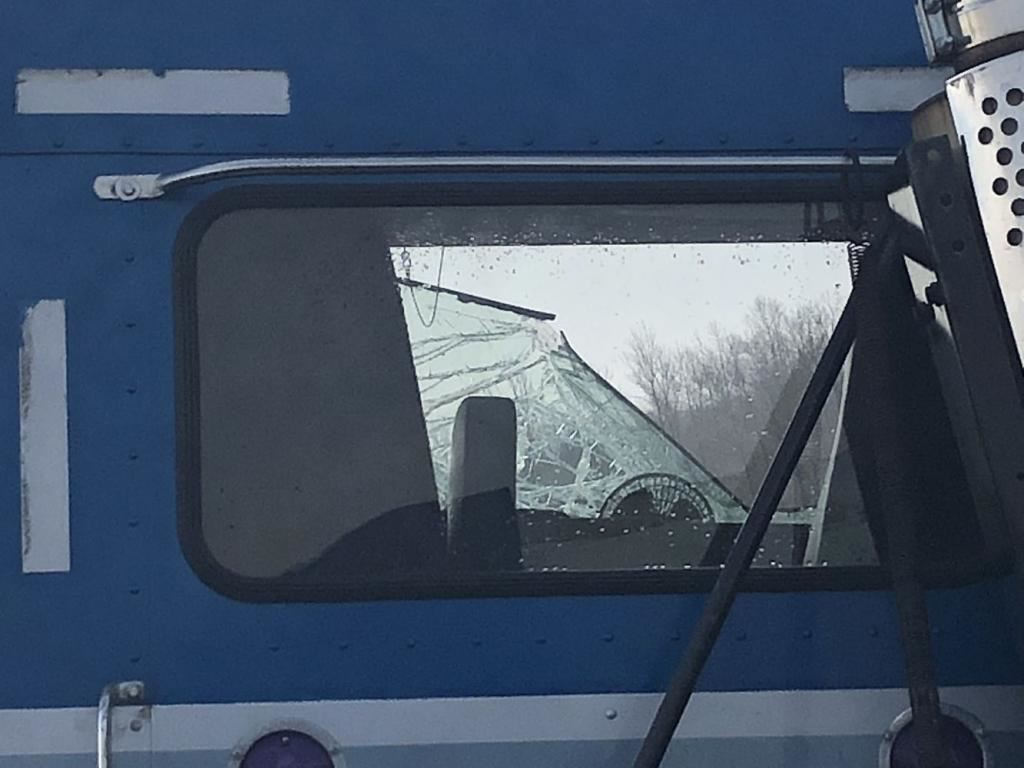 Kenworth Rear Windows For Sale