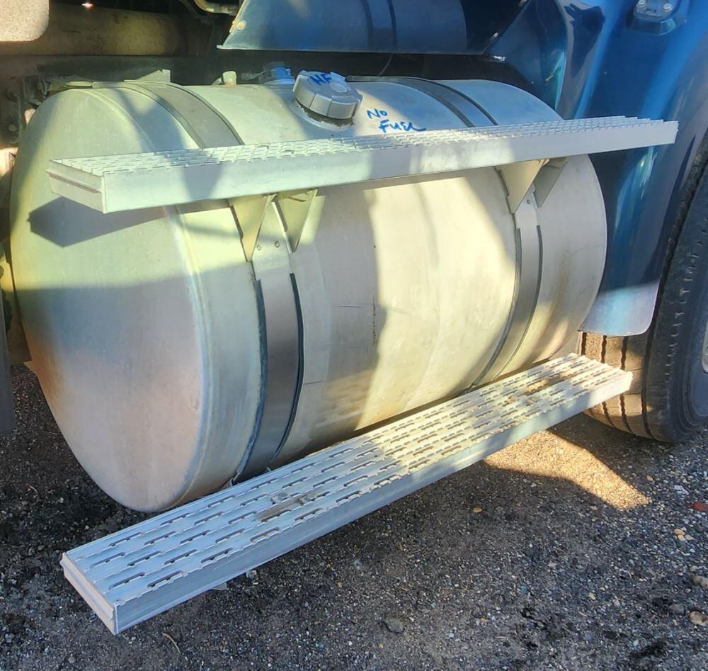 International Fuel Tanks For Sale