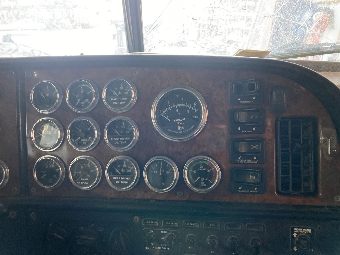 Peterbilt Instrument Clusters For Sale
