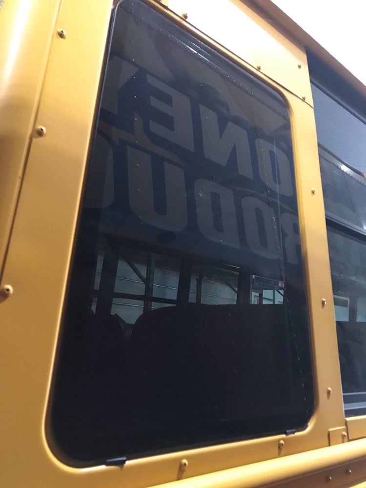 Freightliner Rear Windows For Sale