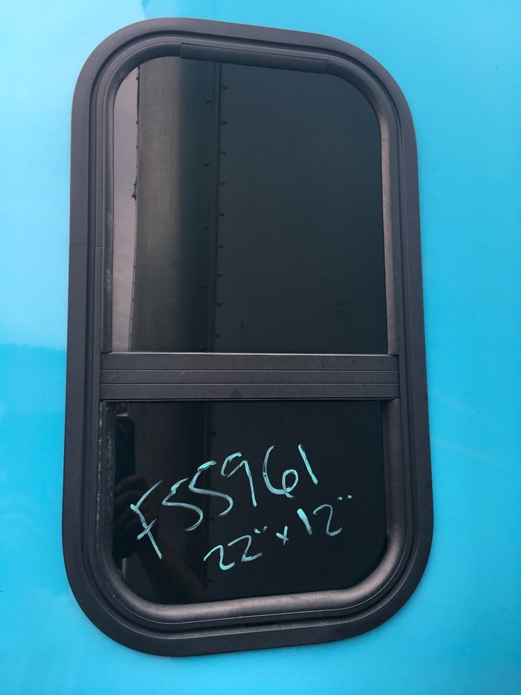 Freightliner Rear Windows For Sale