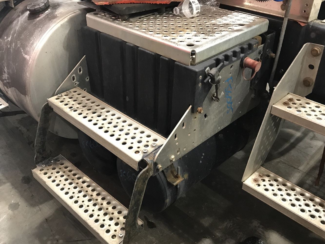 International Battery Boxes For Sale