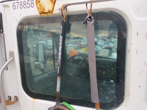 New and Used Freightliner Back Windows For Sale | TPI