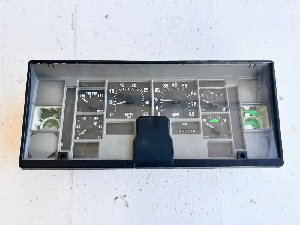 Core 2000 International 4700 Instrument Cluster for sale | Elkton ...