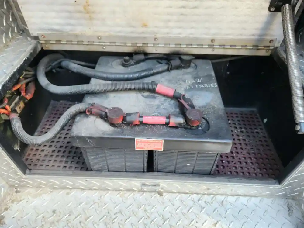 Used 1994 Sutphen Fire Truck Battery Box for sale | Elkton Maryland ...