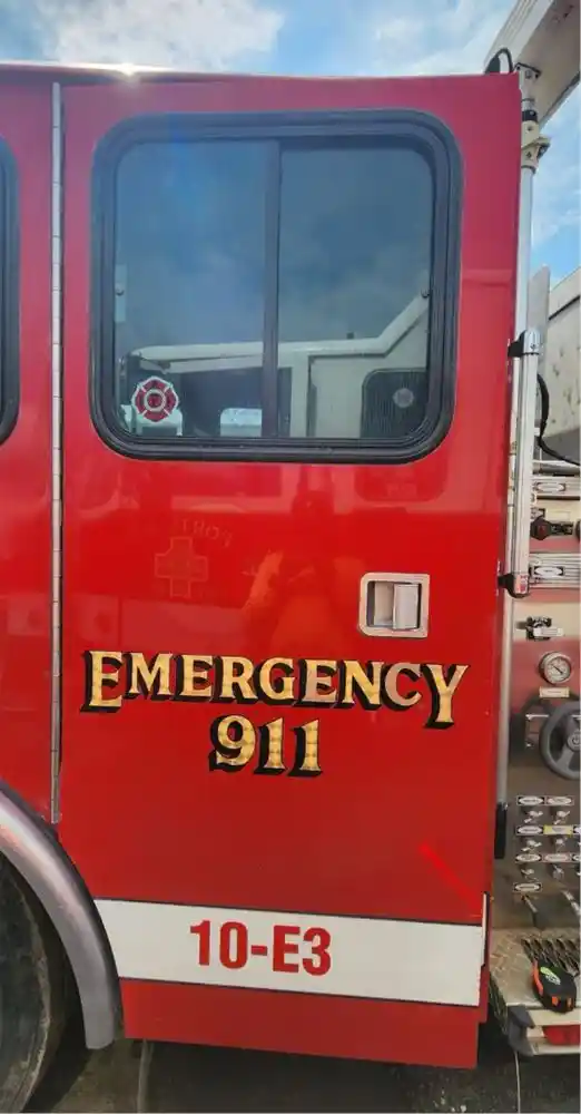 Used 2000 E-ONE Fire Truck Door for sale | Elkton Maryland United ...