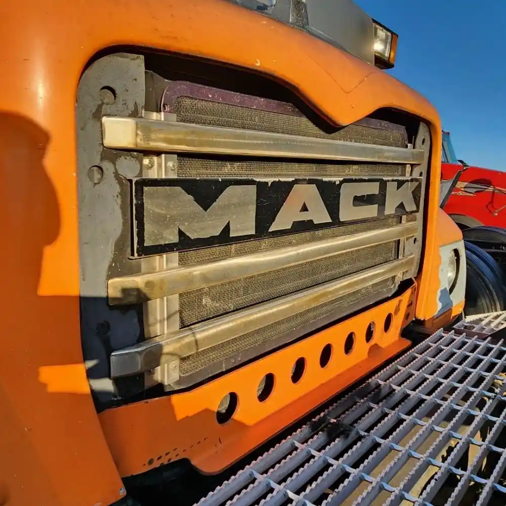 Used 2004 Mack CV712 Granite Grille for sale | Elkton Maryland United ...