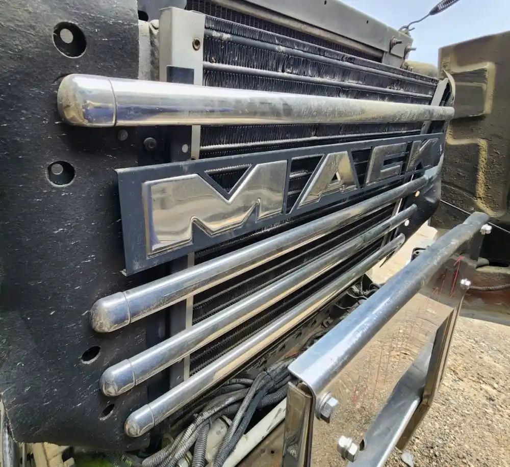 Used, Recycled, New, and Aftermarket Heavy Duty Truck Parts