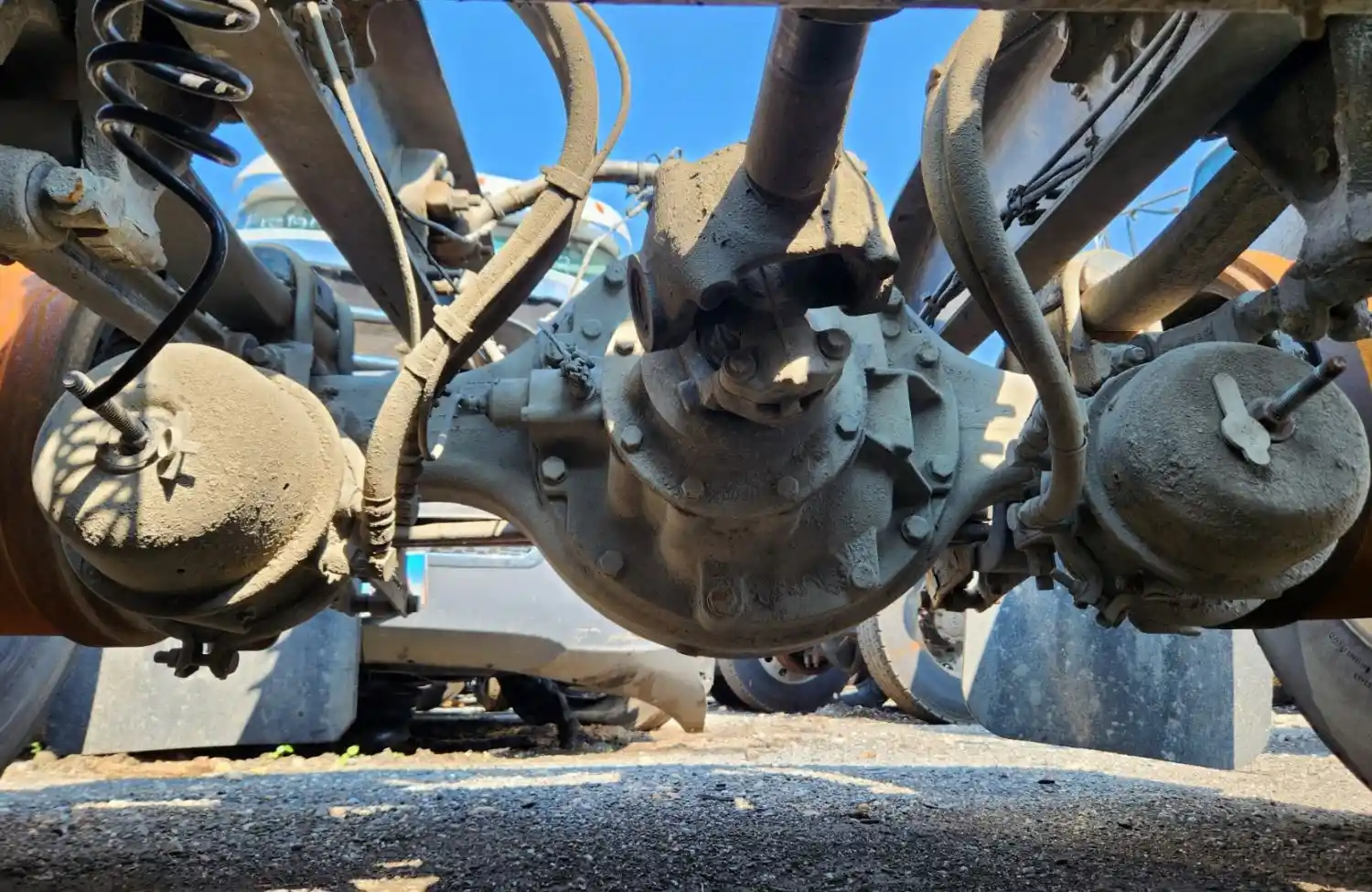 Used 2017 Meritor/Rockwell RT46164 Complete Axle-Rear Rear for sale ...