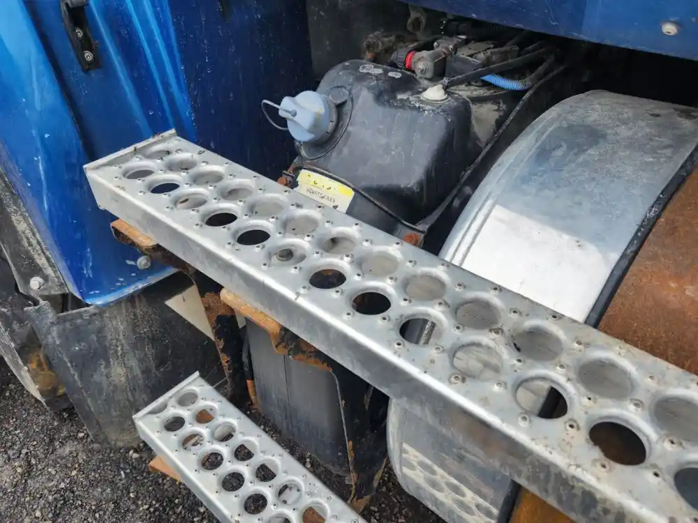 Used, Recycled, New, and Aftermarket Heavy Duty Truck Parts