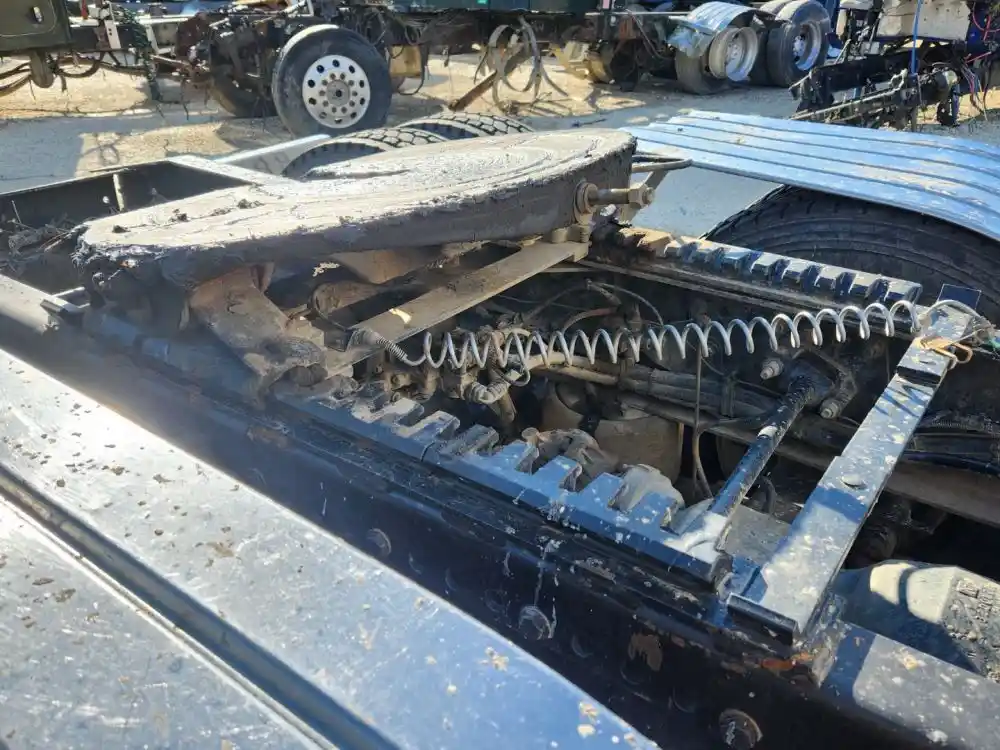 Used, Recycled, New, and Aftermarket Heavy Duty Truck Parts