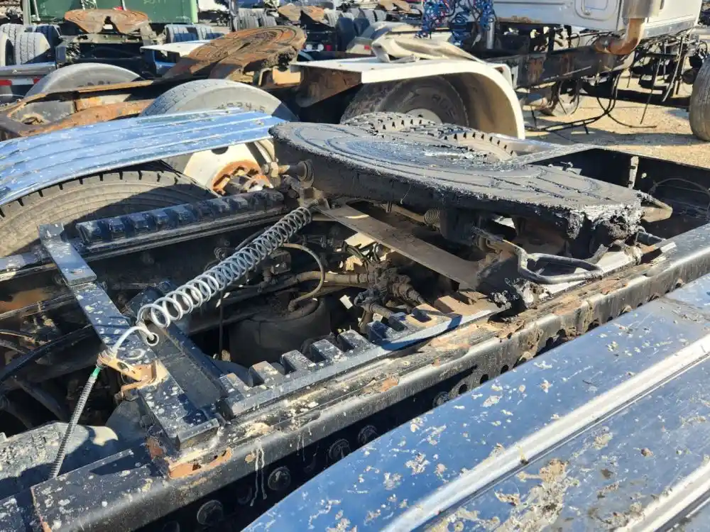 Used, Recycled, New, and Aftermarket Heavy Duty Truck Parts