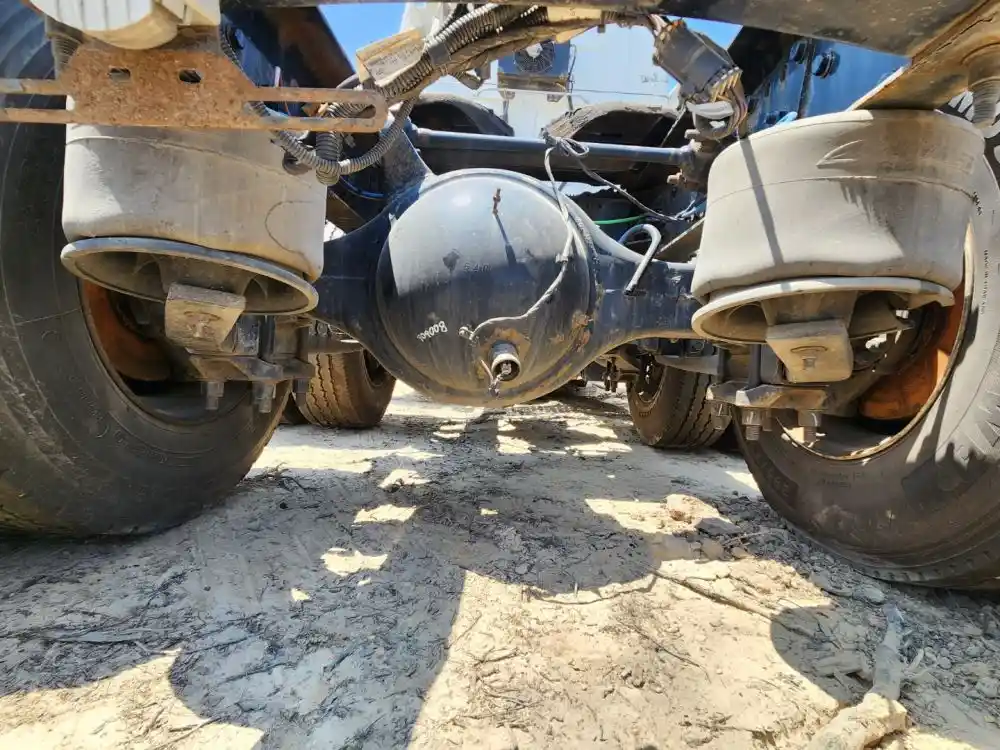 Used 2020 Meritor/Rockwell MT40-14X Axle Housing (Rear) for sale ...