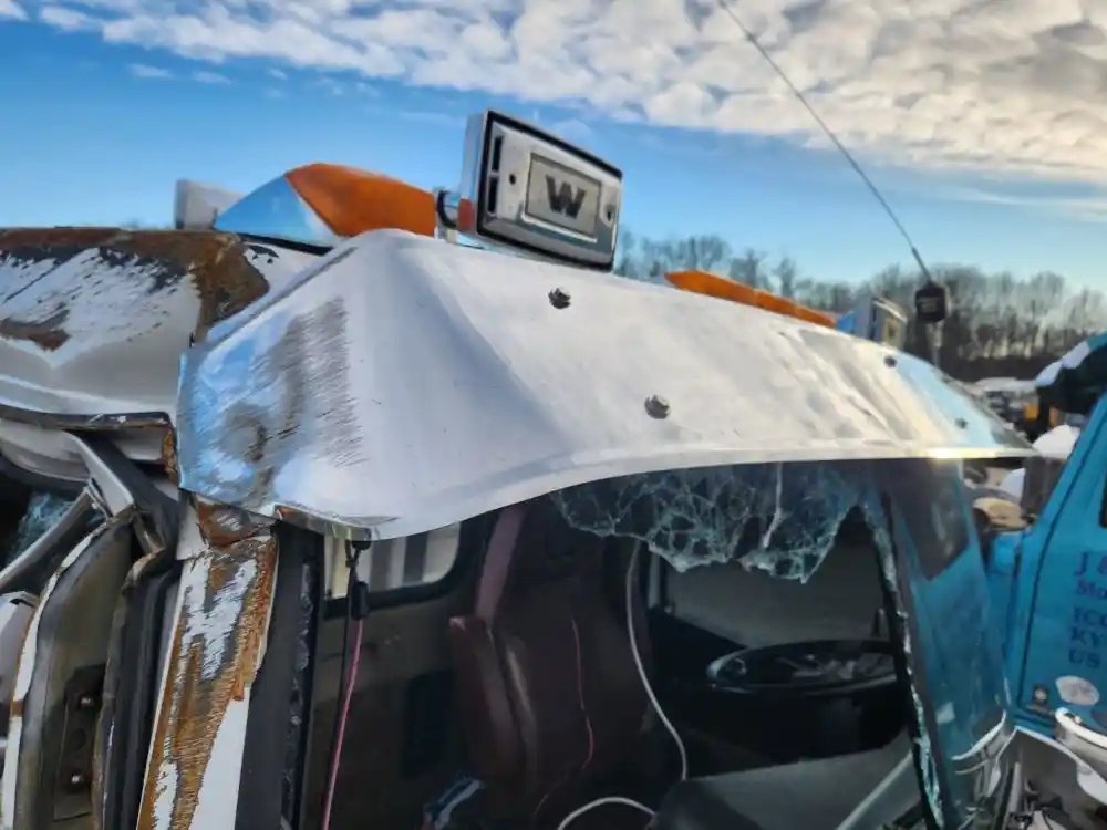 Used, Recycled, New, and Aftermarket Heavy Duty Truck Parts