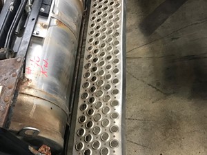 New and Used Kenworth T660 Fuel Tank Steps For Sale | TPI