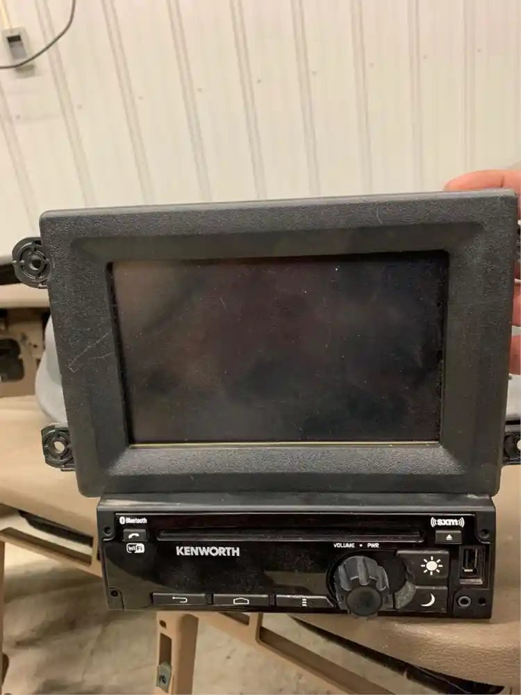 Used, Recycled, New, and Aftermarket Heavy Duty Truck Parts