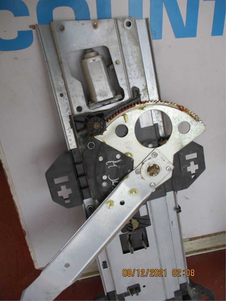 Used 2002-2018 International 4300 Door Window Regulator for sale ...