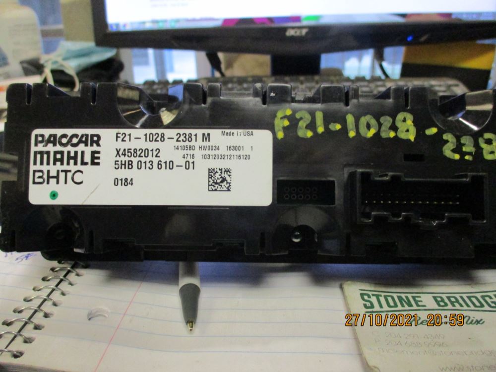 Used 2013-2018 Peterbilt 579 Heater/AC Control Assy for sale | Winnipeg ...