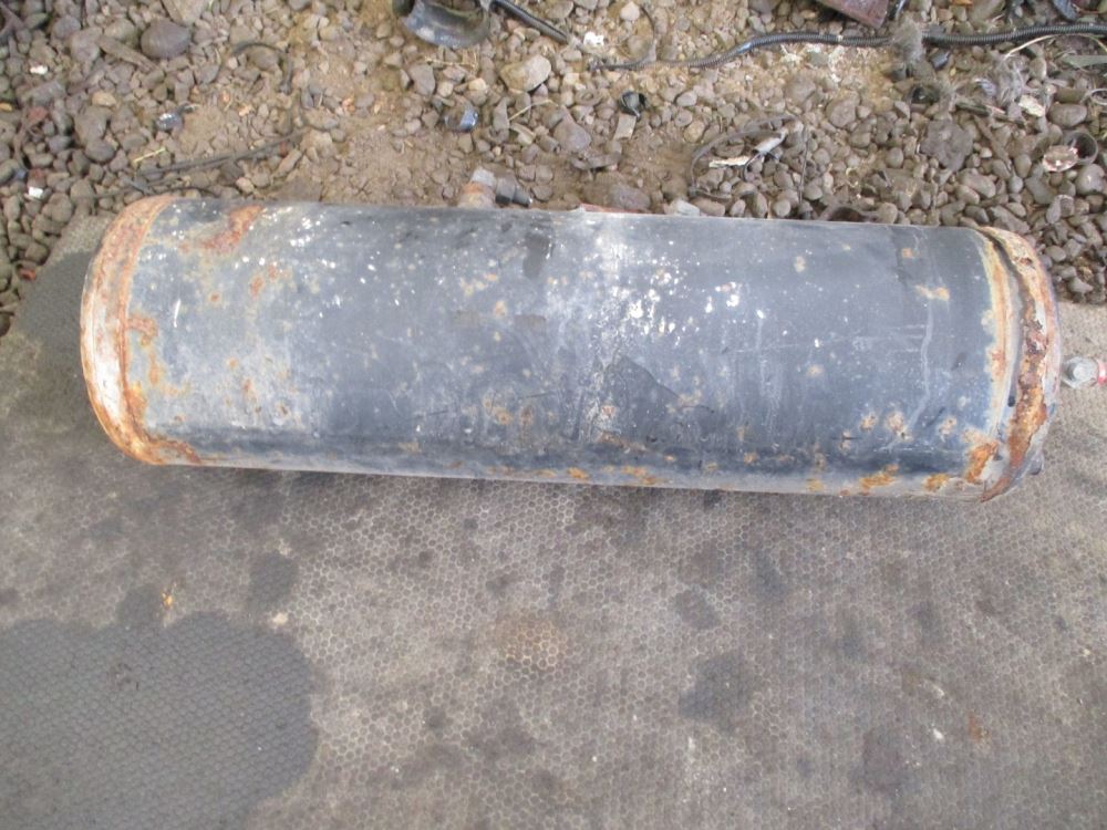 Used 2000 Peterbilt 378 Air Tank for sale | Lakefield Ontario Canada ...