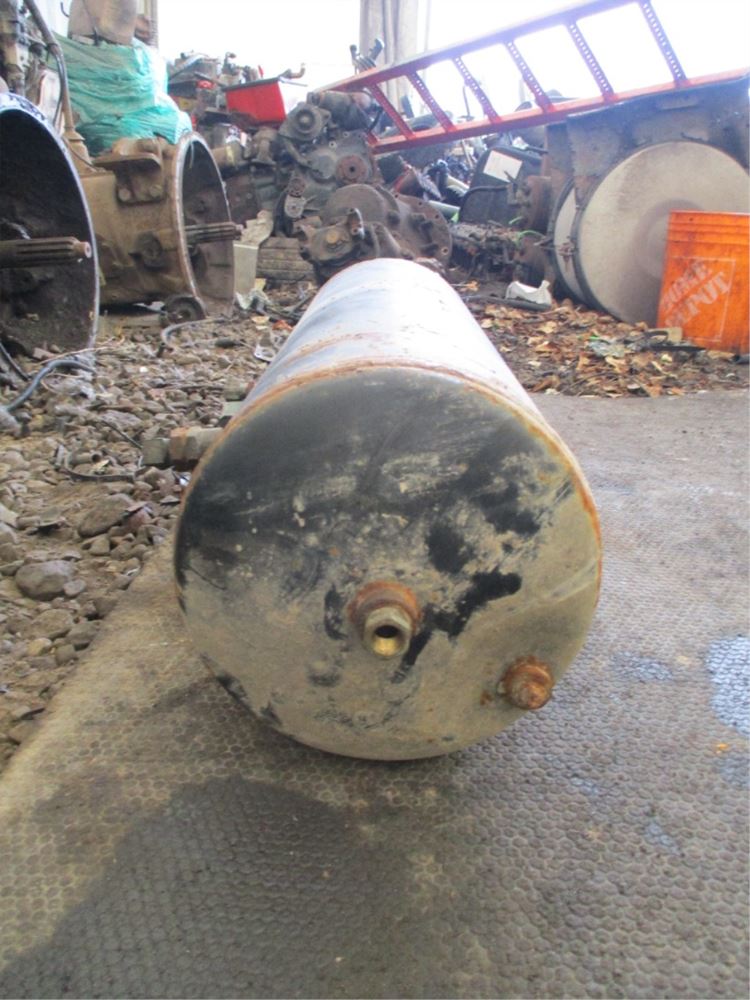 Used 2000 Peterbilt 378 Air Tank for sale | Lakefield Ontario Canada ...