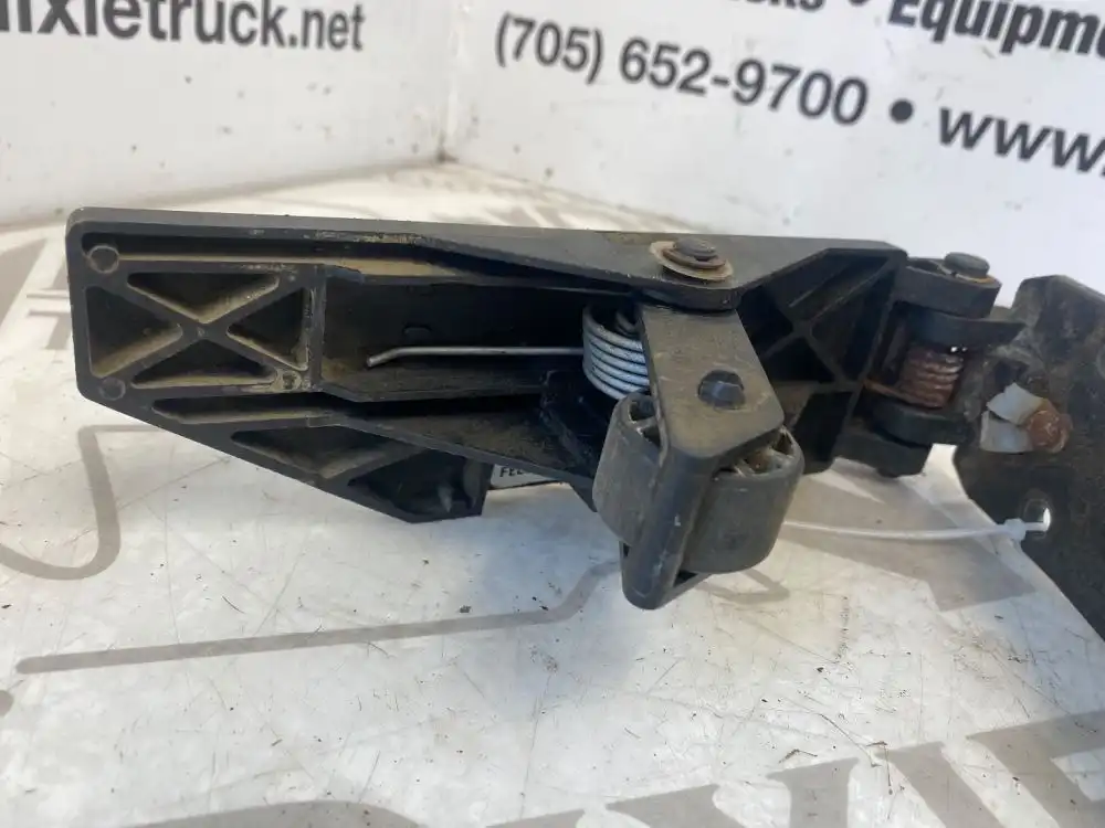 Used 2001 Mack MR Throttle Position Sensor for sale | Lakefield Ontario ...