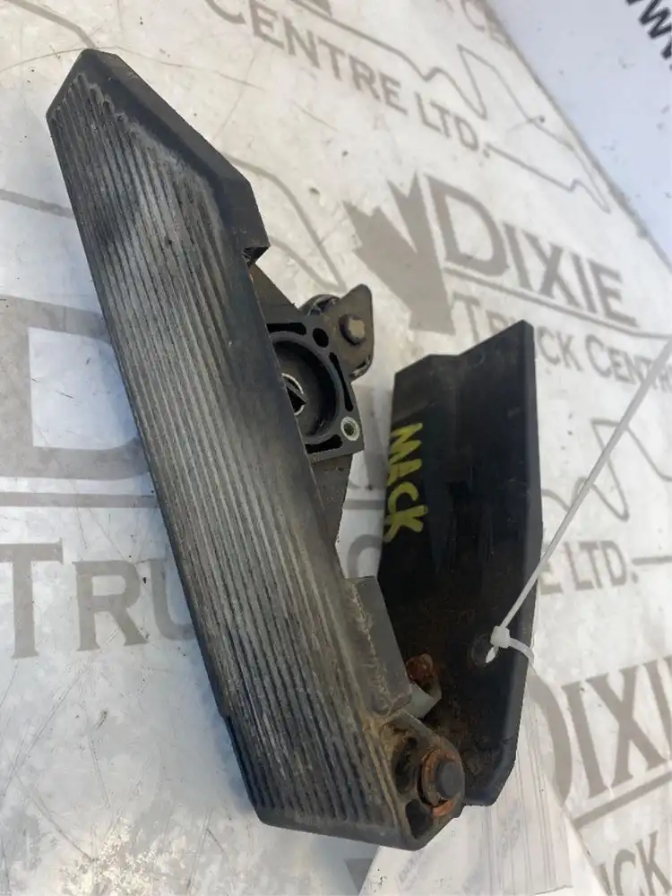 Used 2001 Mack MR Throttle Position Sensor for sale | Lakefield Ontario ...
