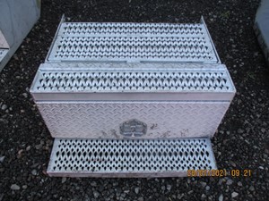 Peterbilt 379 tool box store