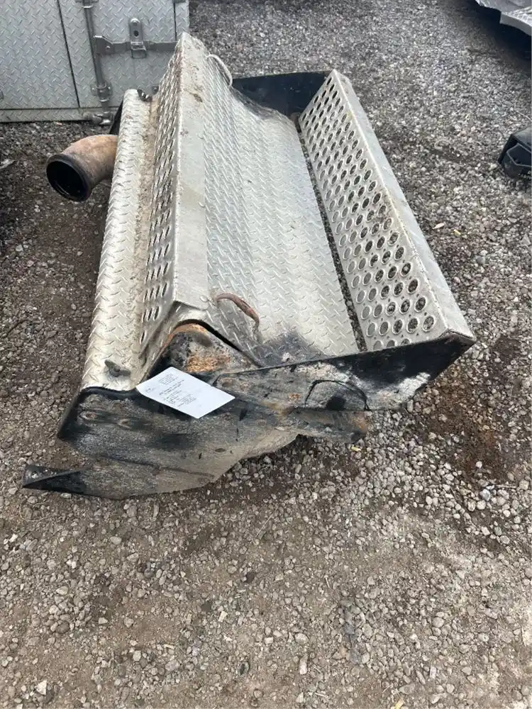 Used, Recycled, New, and Aftermarket Heavy Duty Truck Parts