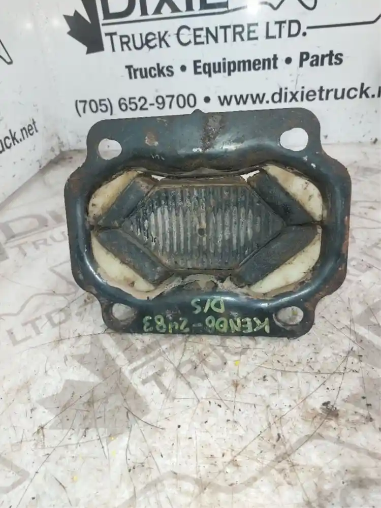 Used 2008 Kenworth T800 Engine Mount for sale | Lakefield Ontario ...