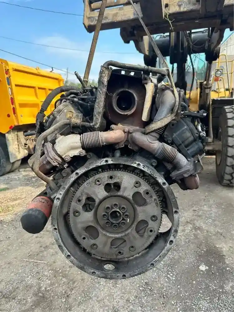 Used, Recycled, New, and Aftermarket Heavy Duty Truck Parts