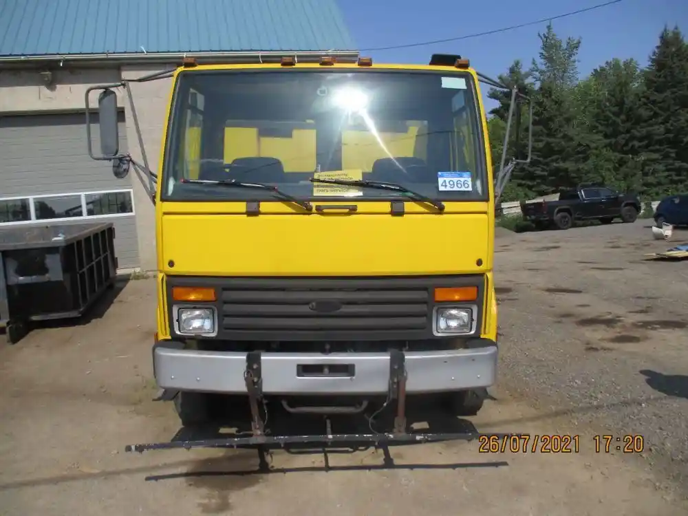 Used, Recycled, New, and Aftermarket Heavy Duty Truck Parts