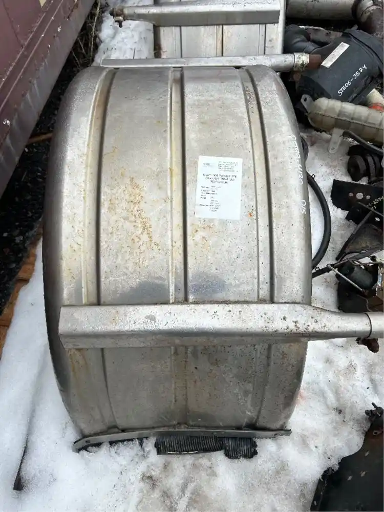 Used 1998 Peterbilt 378 Rear Quarter Fender for sale | Lakefield ...