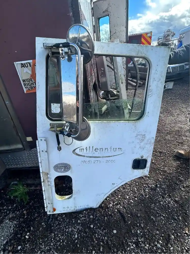 Used 2011 Mack MRU613 Door for sale | Lakefield Ontario Canada | Doors ...