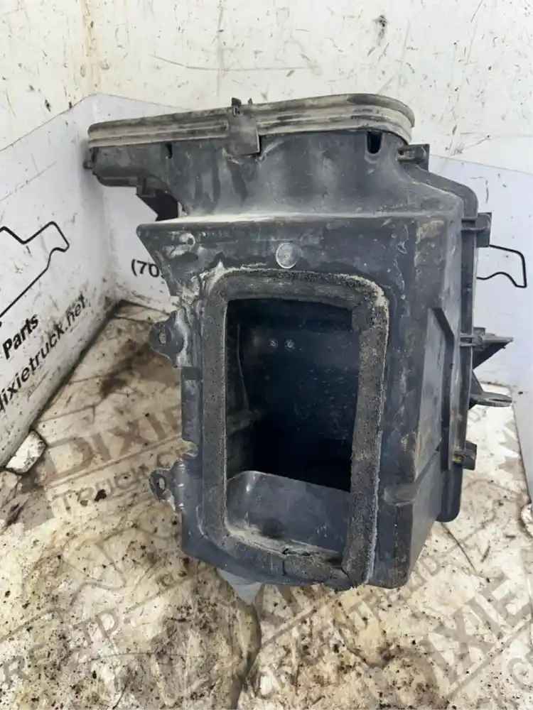 Used, Recycled, New, and Aftermarket Heavy Duty Truck Parts