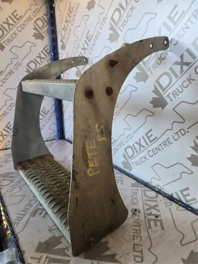 Used Peterbilt Step for sale | Lakefield Ontario Canada | Steps | TPI | TPI