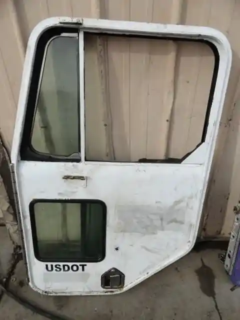 Used 1995 PETERBILT 320 Door for sale | Des Moines Iowa United States ...