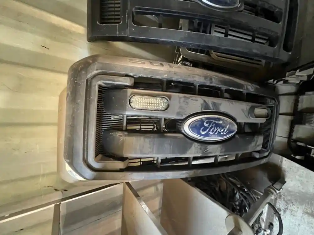 Used Universal Ford F-250 Grille for sale | Wayne New Jersey United ...