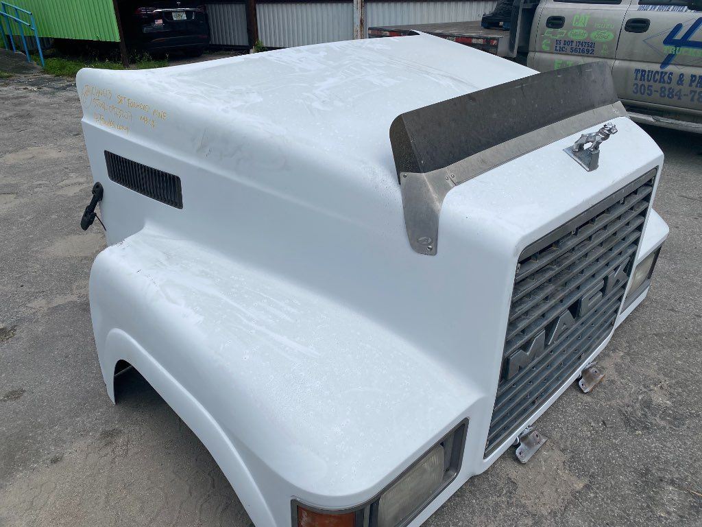 Used 2004 Mack CH613 Hood for sale | Miami Florida United States ...